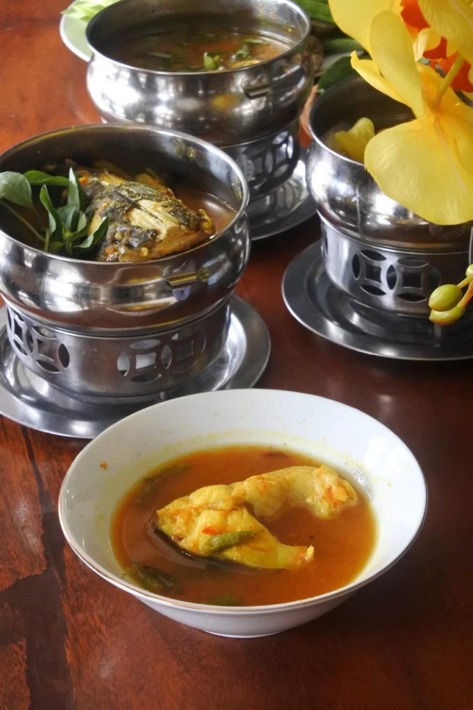 Wah, Ada Pindang Baung Lampung di Umah Bone